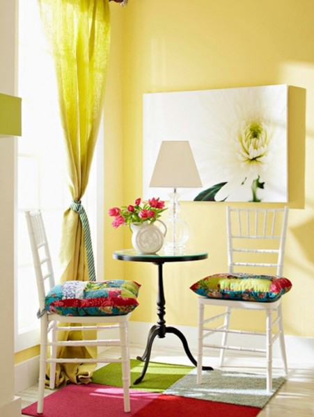 15 Chic and Colorful Spring Living Room Designs | HomeMydesign
