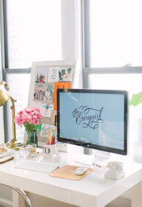 25 Girly Girl Workspace Ideas | HomeMydesign