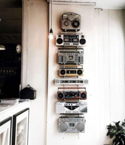 10 Coolest Wall Art Decor For Music Lovers | HomeMydesign