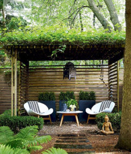 20 Tiny Courtyard Garden With Cozy Seating | HomeMydesign