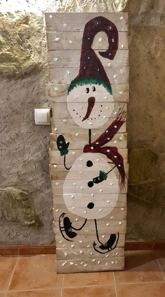 45 Cute Christmas Pallet Painting Ideas | HomeMydesign