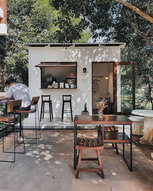 35 Simple Yet Cool Coffee Shop Designs For Your Inspiration HomeMydesign 35 Simple Yet Cool Coffee Shop Designs For Your Inspiration HomeMydesign