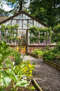 23 Magical Cottage Gardens That Cozy Up Your Outdoor | HomeMydesign